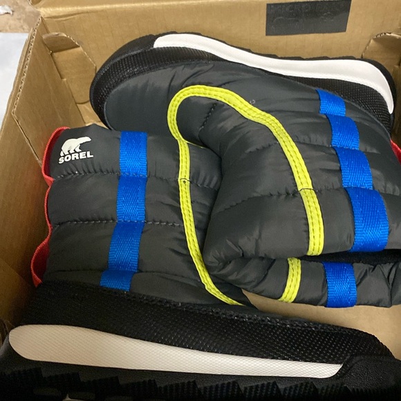 Sorel | Shoes | Sorel Kids Beautiful Colors Brand New With Tags And Box ...